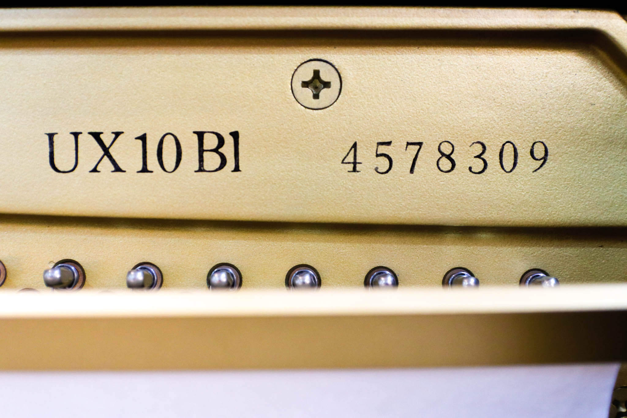 ヤマハ UX10Bl| 中古ピアノ 自社工房リフレッシュ済3年保証付 | 新響楽器 | 大阪 兵庫 神戸 京都 滋賀 奈良 和歌山 関西圏限定販売品