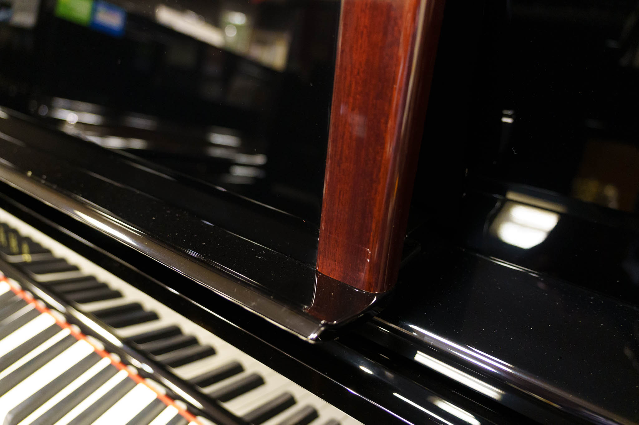 ヤマハ YU50| 中古ピアノ 自社工房リフレッシュ済3年保証付 | 新響楽器 | 大阪 兵庫 神戸 京都 滋賀 奈良 和歌山 関西圏限定販売品